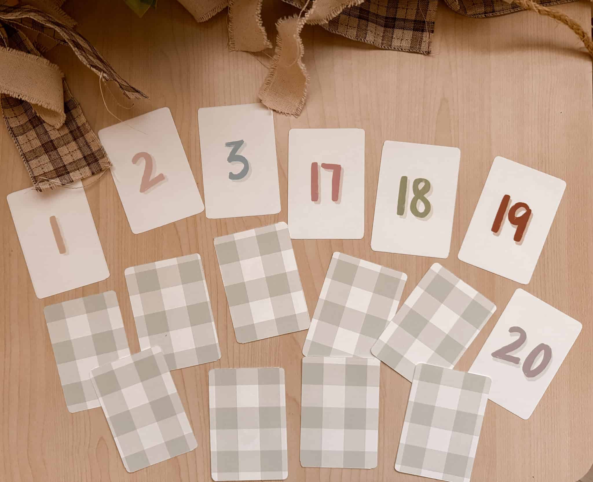 Printable Gingham Number 1-20 Flashcards: Educators and Homeschooling Moms